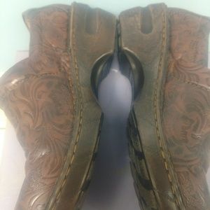 Born | Shoes | Born Boc Tooled Floral Brown Clogs Size | Poshmark